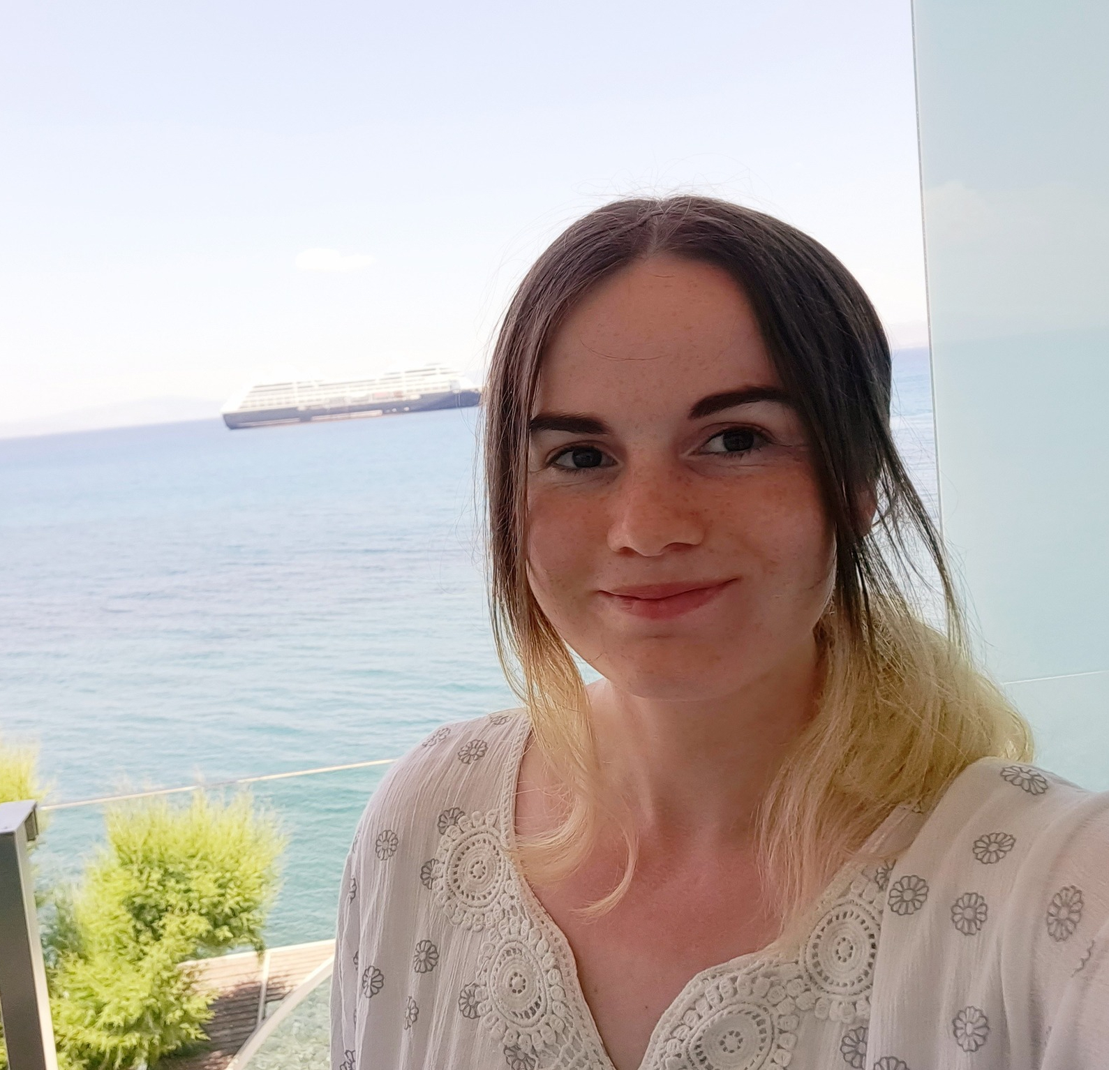 Welcome to New Poetry Editor Ashley Mueth – CentraLit